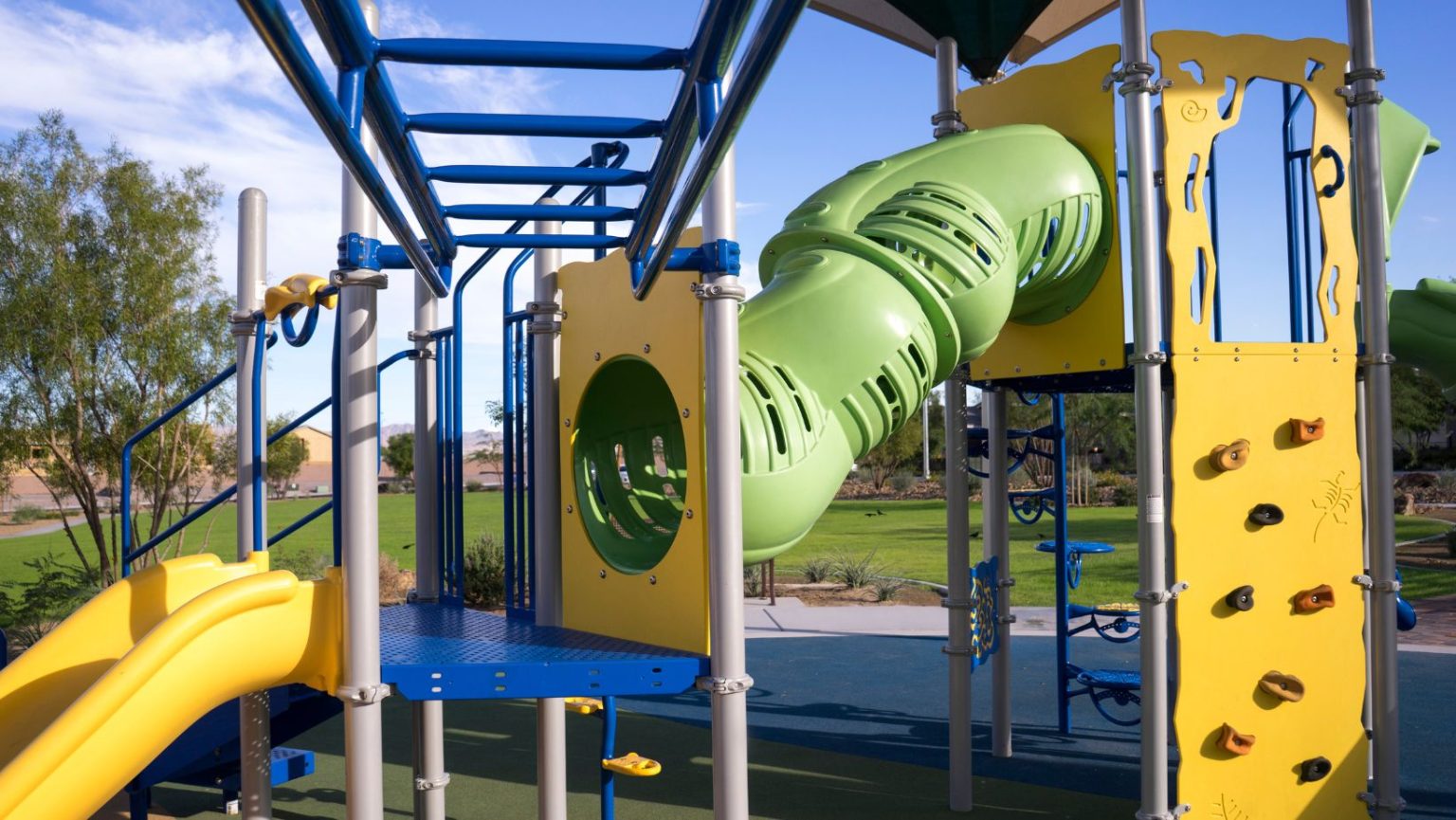 How To Encourage Different Types of Play With a Playground